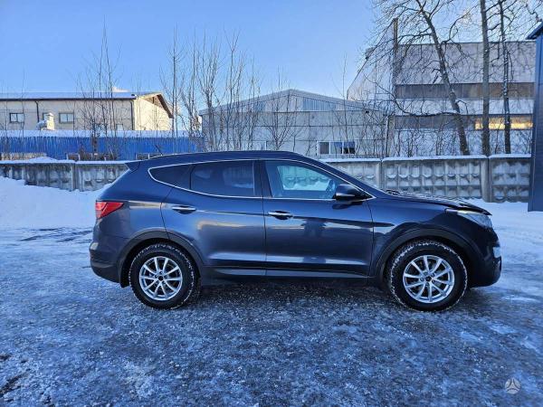 Zils Hyundai Santa Fe 2016 Kauņa, ar dzinēja tilpumu 2.20 L un nobraukumu 261 tūkst. km par 6600 €, foto 4 vietnē AUTOMOTO.COM.LV