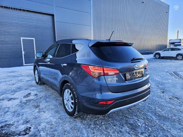 Zils Hyundai Santa Fe 2016 Kauņa, ar dzinēja tilpumu 2.20 L un nobraukumu 261 tūkst. km par 6600 €, foto 6 vietnē AUTOMOTO.COM.LV