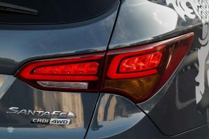 Zils Hyundai Santa Fe 2016 Viļņa, ar dzinēja tilpumu 2.20 L un nobraukumu 243 tūkst. km par 12000 €, foto 11 vietnē AUTOMOTO.COM.LV