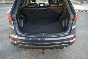 Zils Hyundai Santa Fe 2016 Viļņa, ar dzinēja tilpumu 2.20 L un nobraukumu 243 tūkst. km par 12000 €, foto 16 vietnē AUTOMOTO.COM.LV