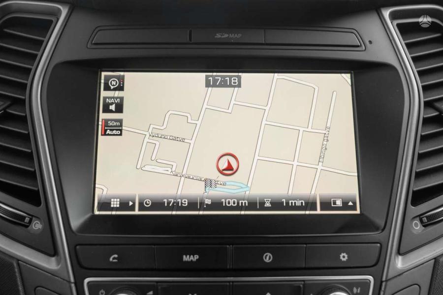 Zils Hyundai Santa Fe 2016 Viļņa, ar dzinēja tilpumu 2.20 L un nobraukumu 243 tūkst. km par 12000 €, foto 31 vietnē AUTOMOTO.COM.LV