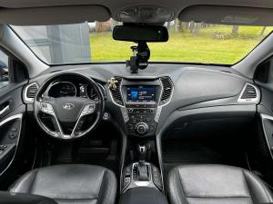 Blue Hyundai Santa Fe 2018 in Joniskis, with an engine capacity of 2.20 L and mileage of 153 thousand km for 16999 €, photo 15 on AUTOMOTO.COM.LV