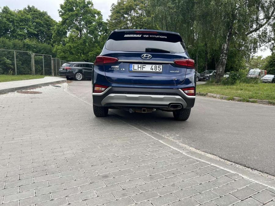 Zils Hyundai Santa Fe 2019 Viļņa, ar dzinēja tilpumu 2.00 L un nobraukumu 130 tūkst. km par 18500 €, foto 6 vietnē AUTOMOTO.COM.LV