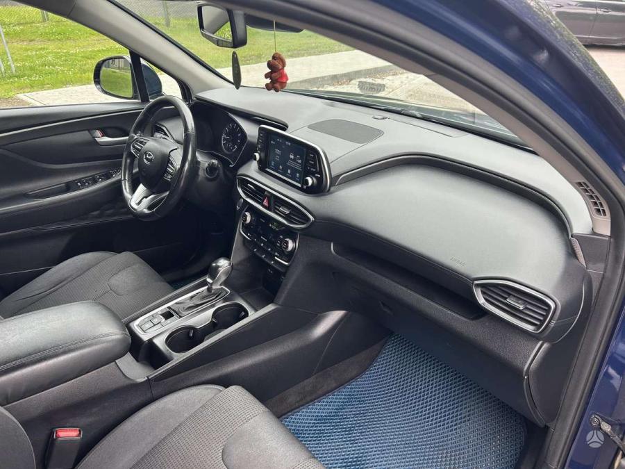 Zils Hyundai Santa Fe 2019 Viļņa, ar dzinēja tilpumu 2.00 L un nobraukumu 130 tūkst. km par 18500 €, foto 12 vietnē AUTOMOTO.COM.LV