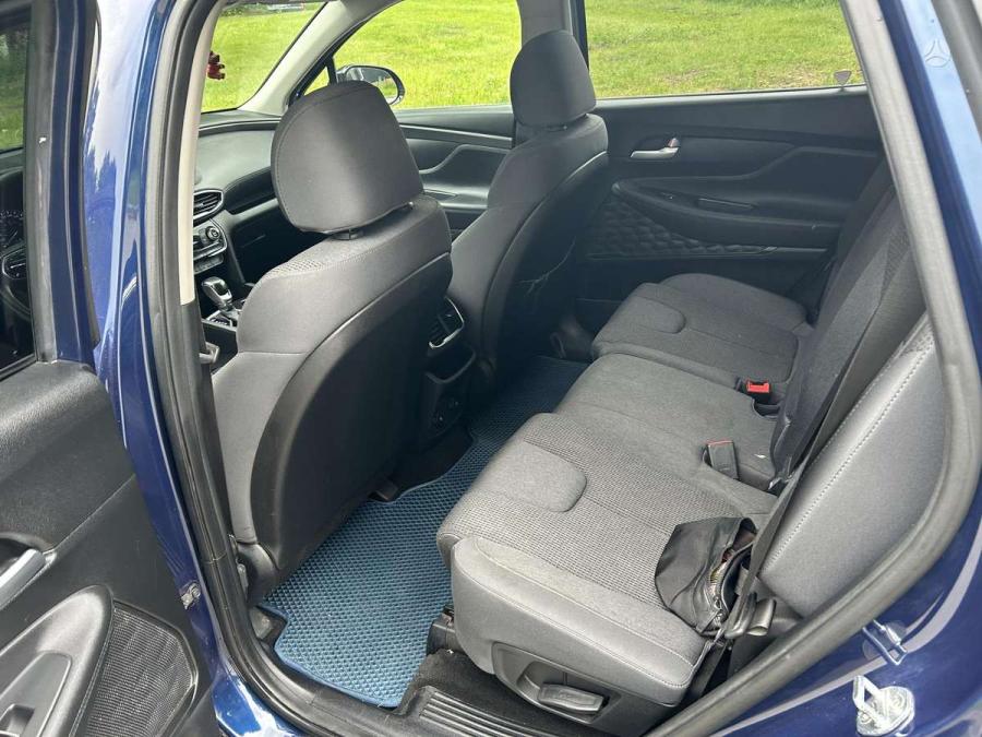 Zils Hyundai Santa Fe 2019 Viļņa, ar dzinēja tilpumu 2.00 L un nobraukumu 130 tūkst. km par 18500 €, foto 17 vietnē AUTOMOTO.COM.LV