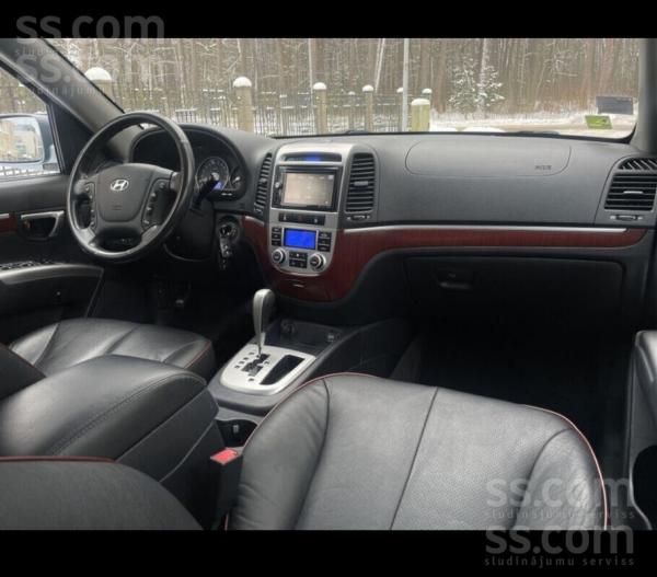 Zils Hyundai Santa Fe 2010 Valmiera, ar dzinēja tilpumu 2.20 L un nobraukumu 299 tūkst. km par 4300 €, foto 4 vietnē AUTOMOTO.COM.LV