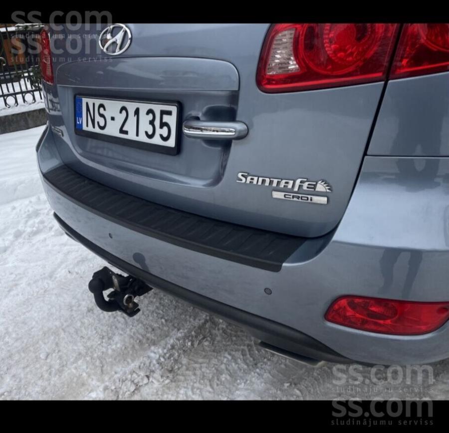 Zils Hyundai Santa Fe 2010 Rīga, ar dzinēja tilpumu 2.20 L un nobraukumu 300 tūkst. km par 4000 €, foto 4 vietnē AUTOMOTO.COM.LV