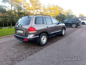 Brūns Hyundai Santa Fe 2005 Tallina, ar dzinēja tilpumu 2.00 L un nobraukumu 195 tūkst. km par 1799 €, foto 4 vietnē AUTOMOTO.COM.LV