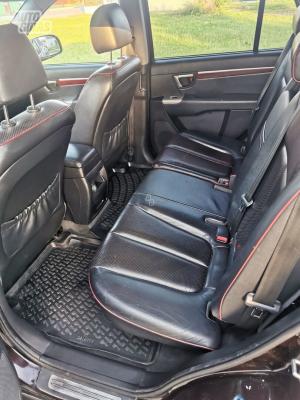 Brown Hyundai Santa Fe 2008 in Vilnius, with an engine capacity of 2.20 L and mileage of 262 thousand km for 2750 €, photo 16 on AUTOMOTO.COM.LV