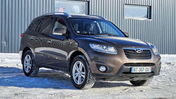 Brūns Hyundai Santa Fe 2010 Tauragė, ar dzinēja tilpumu 2.00 L un nobraukumu 247 tūkst. km par 6200 €, foto 3 vietnē AUTOMOTO.COM.LV