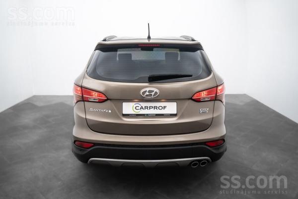 Brūns Hyundai Santa Fe 2013 Tallina, ar dzinēja tilpumu 2.20 L un nobraukumu 110 tūkst. km par 12999 €, foto 5 vietnē AUTOMOTO.COM.LV