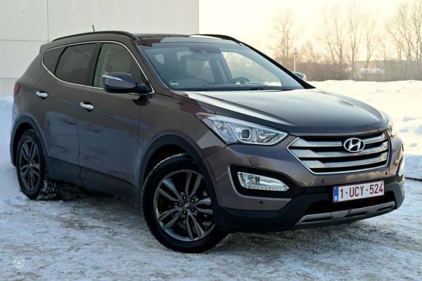 Brūns Hyundai Santa Fe 2014 Kretinga, ar dzinēja tilpumu 2.20 L un nobraukumu 198 tūkst. km par 10999 €, foto 1 vietnē AUTOMOTO.COM.LV