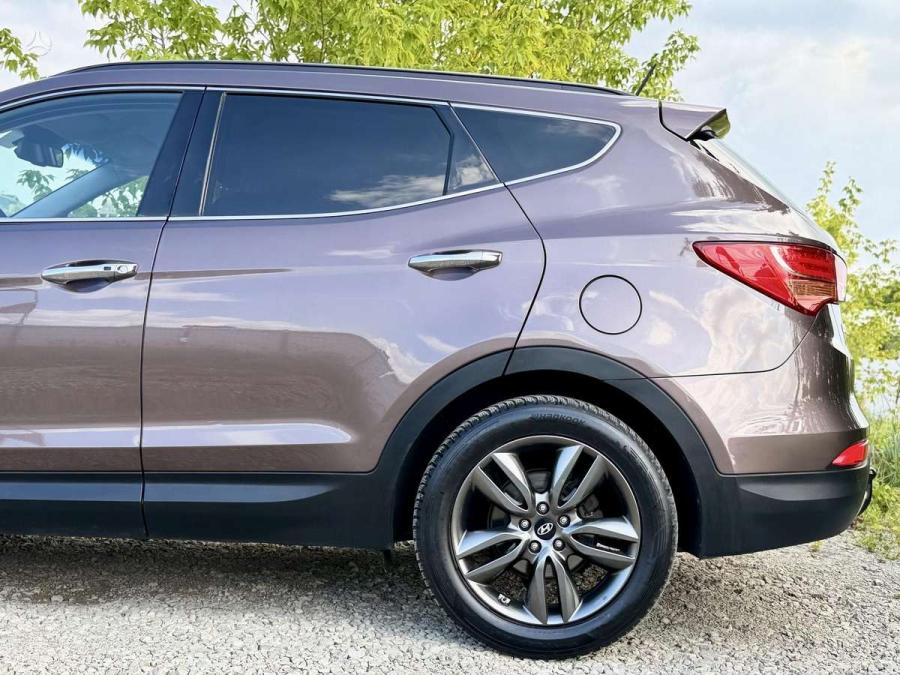 Brūns Hyundai Santa Fe 2014 Šauļi, ar dzinēja tilpumu 2.20 L un nobraukumu 233 tūkst. km par 14450 €, foto 13 vietnē AUTOMOTO.COM.LV