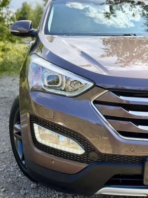 Brūns Hyundai Santa Fe 2014 Šauļi, ar dzinēja tilpumu 2.20 L un nobraukumu 233 tūkst. km par 14450 €, foto 18 vietnē AUTOMOTO.COM.LV
