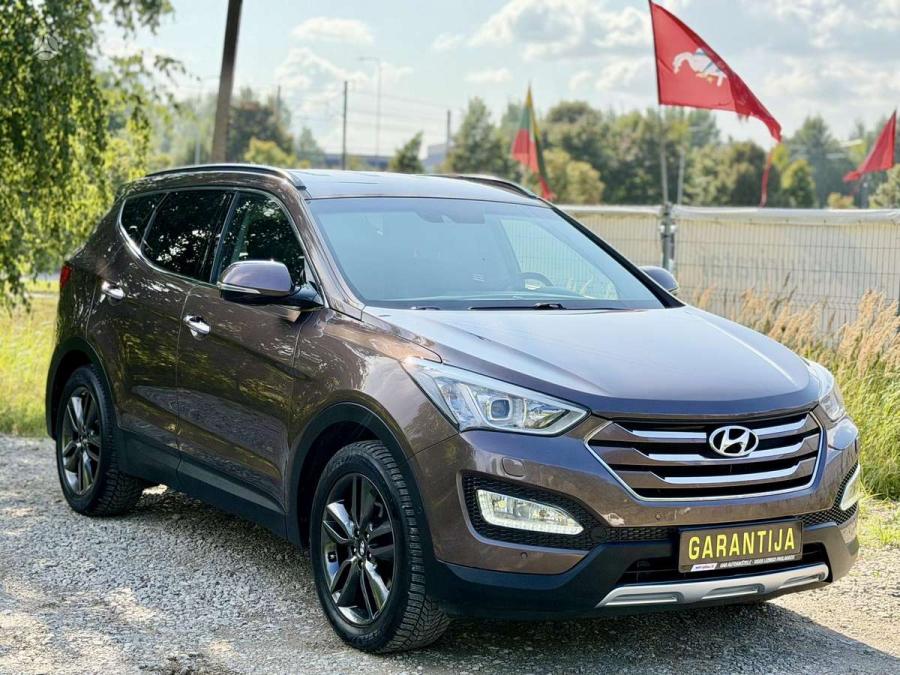 Brūns Hyundai Santa Fe 2014 Šauļi, ar dzinēja tilpumu 2.20 L un nobraukumu 233 tūkst. km par 14450 €, foto 20 vietnē AUTOMOTO.COM.LV