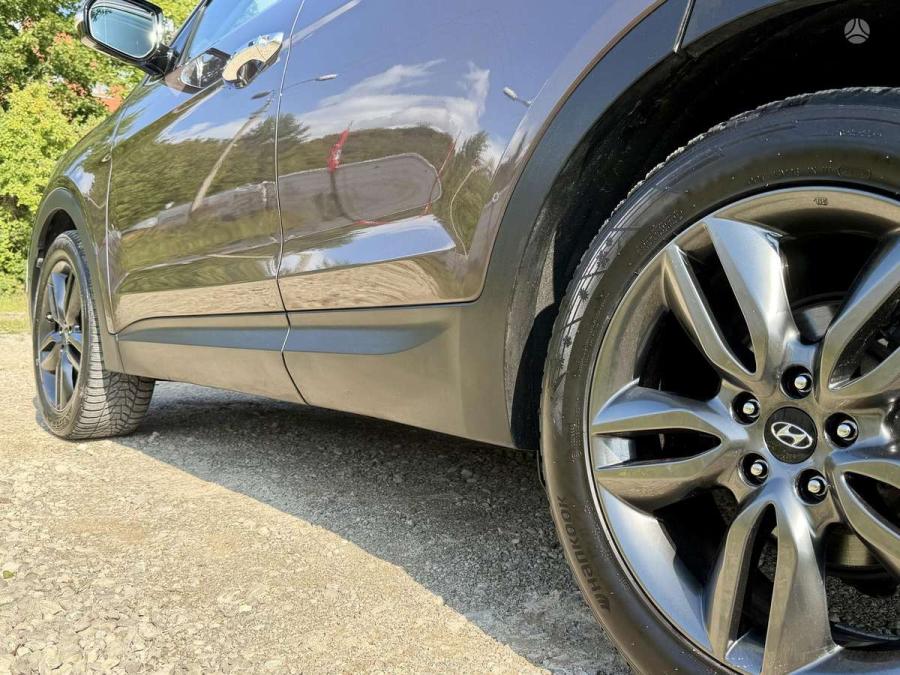 Brūns Hyundai Santa Fe 2014 Šauļi, ar dzinēja tilpumu 2.20 L un nobraukumu 233 tūkst. km par 14450 €, foto 22 vietnē AUTOMOTO.COM.LV
