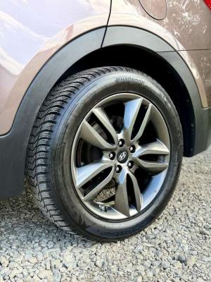 Brūns Hyundai Santa Fe 2014 Šauļi, ar dzinēja tilpumu 2.20 L un nobraukumu 233 tūkst. km par 14450 €, foto 25 vietnē AUTOMOTO.COM.LV