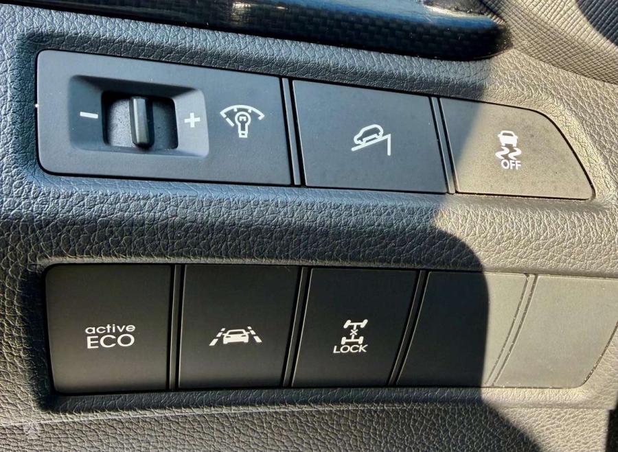 Brūns Hyundai Santa Fe 2014 Šauļi, ar dzinēja tilpumu 2.20 L un nobraukumu 233 tūkst. km par 14450 €, foto 39 vietnē AUTOMOTO.COM.LV