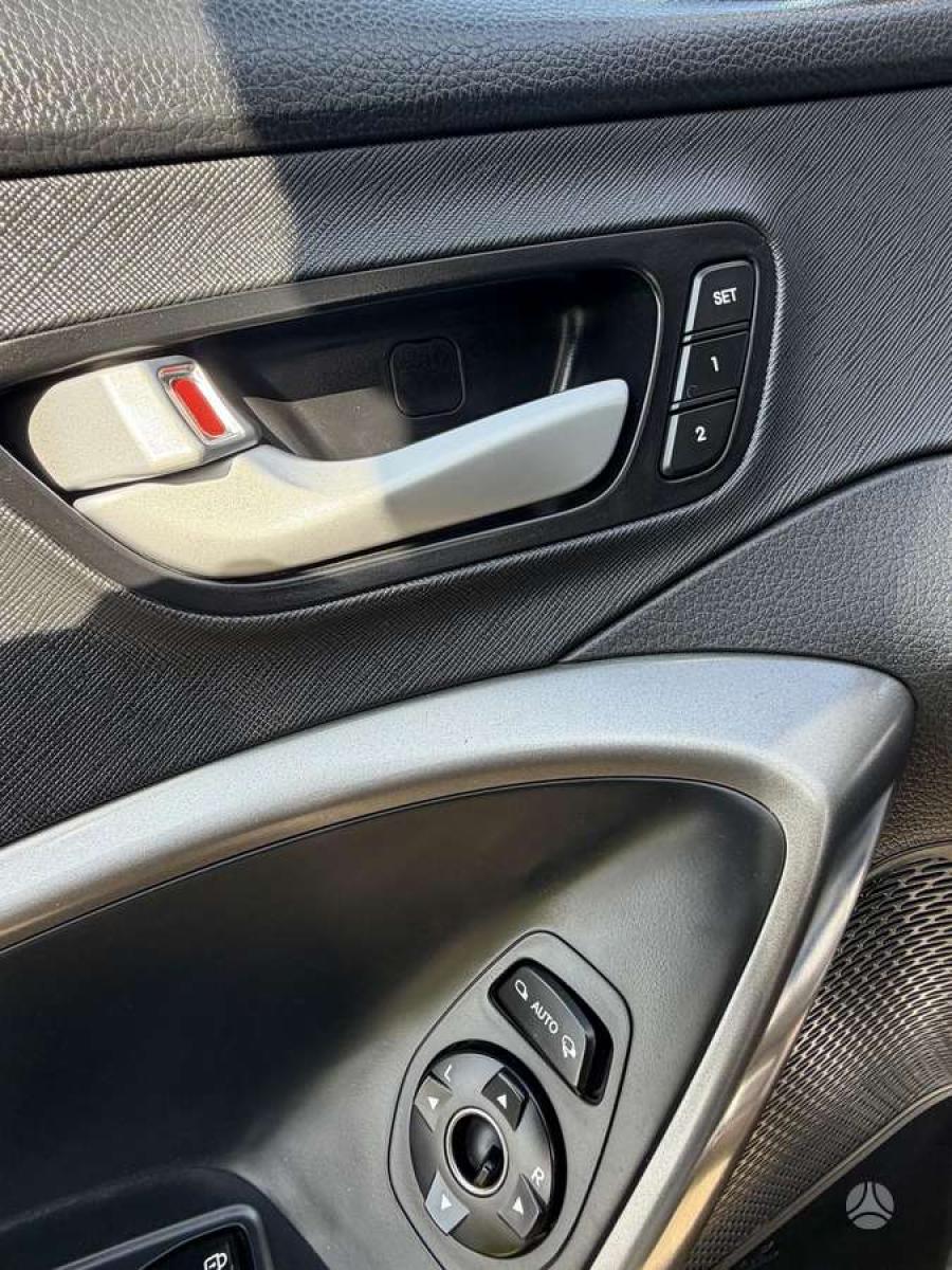 Brūns Hyundai Santa Fe 2014 Šauļi, ar dzinēja tilpumu 2.20 L un nobraukumu 233 tūkst. km par 14450 €, foto 46 vietnē AUTOMOTO.COM.LV