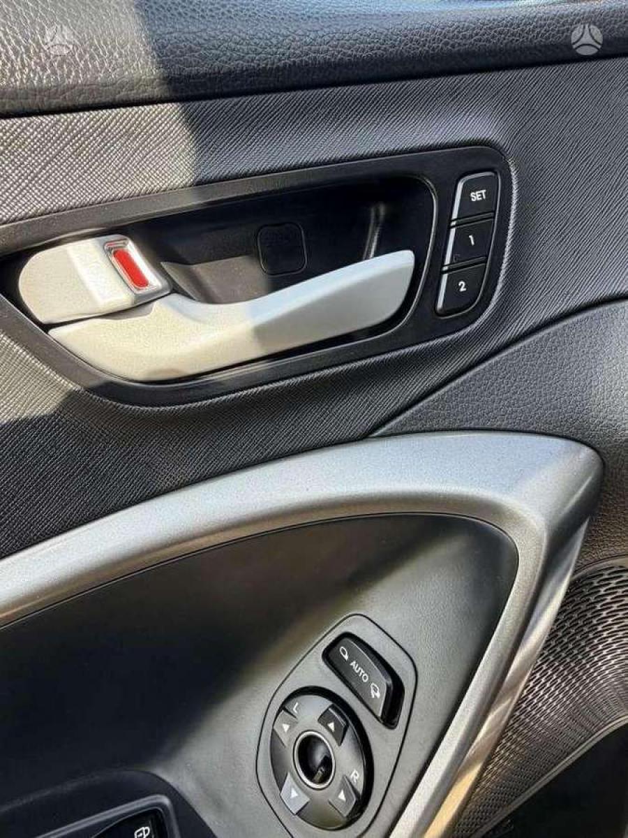 Brūns Hyundai Santa Fe 2014 Šauļi, ar dzinēja tilpumu 2.20 L un nobraukumu 233 tūkst. km par 14450 €, foto 46 vietnē AUTOMOTO.COM.LV