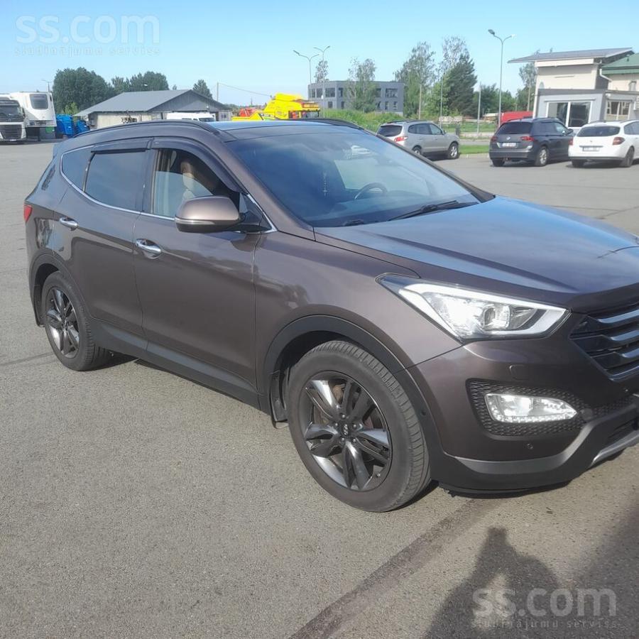Brūns Hyundai Santa Fe 2015 Rīga, ar dzinēja tilpumu 2.20 L un nobraukumu 211 tūkst. km par 12000 €, foto 1 vietnē AUTOMOTO.COM.LV