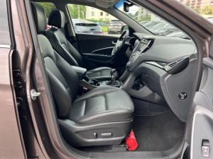 Brūns Hyundai Santa Fe 2015 Rīga, ar dzinēja tilpumu 2.00 L un nobraukumu 261 tūkst. km par 13950 €, foto 26 vietnē AUTOMOTO.COM.LV