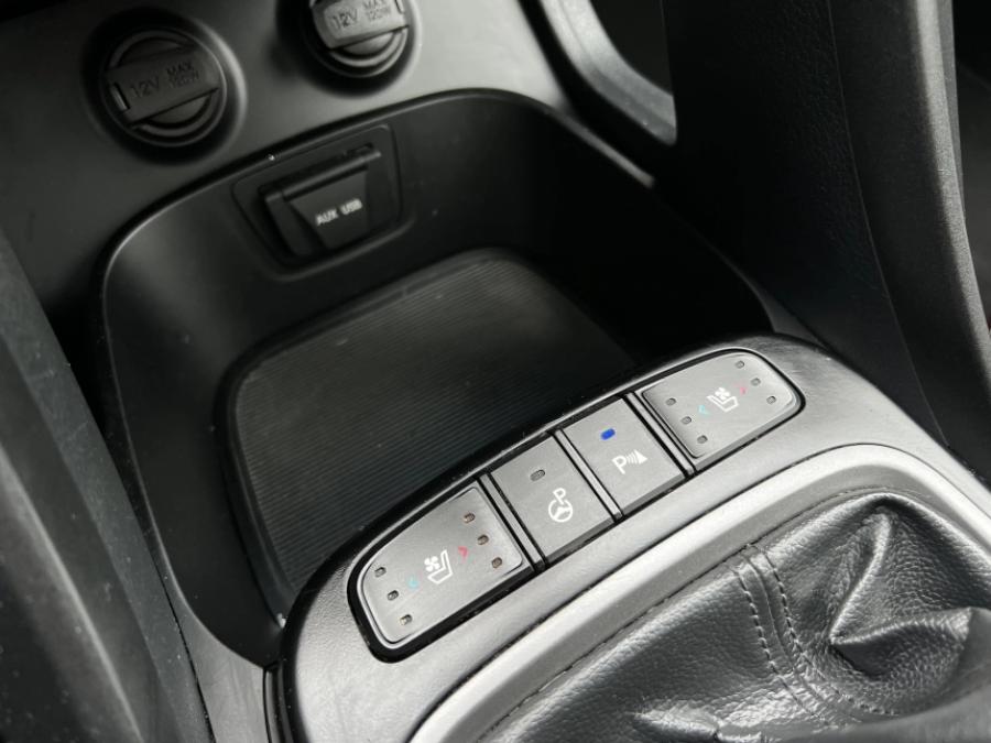 Brūns Hyundai Santa Fe 2015 Rīga, ar dzinēja tilpumu 2.00 L un nobraukumu 261 tūkst. km par 13950 €, foto 27 vietnē AUTOMOTO.COM.LV