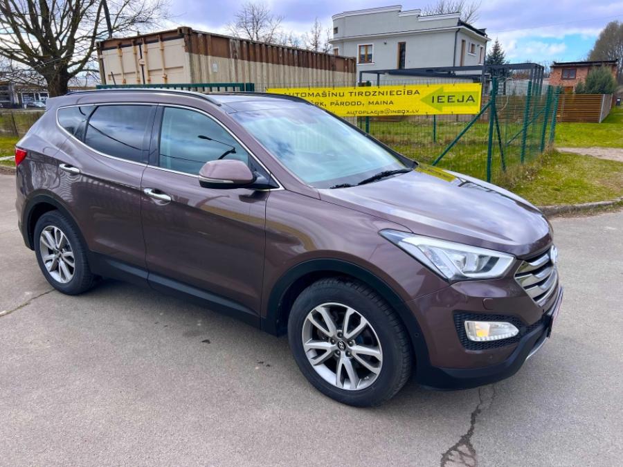 Brūns Hyundai Santa Fe 2015 Rīga, ar dzinēja tilpumu 2.00 L un nobraukumu 261 tūkst. km par 13950 €, foto 57 vietnē AUTOMOTO.COM.LV