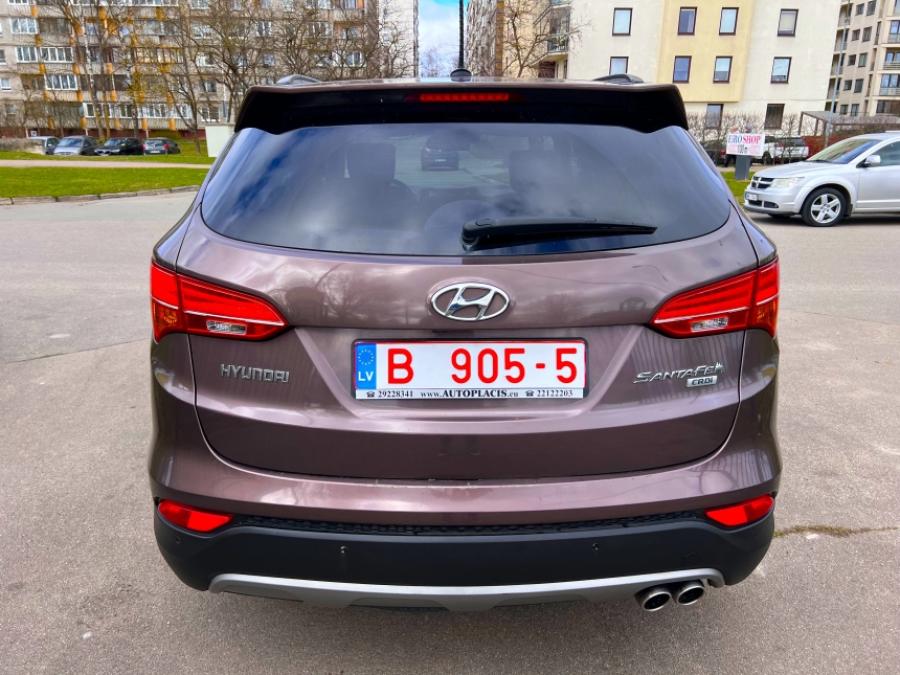 Brūns Hyundai Santa Fe 2015 Rīga, ar dzinēja tilpumu 2.00 L un nobraukumu 261 tūkst. km par 13950 €, foto 61 vietnē AUTOMOTO.COM.LV