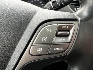 Brūns Hyundai Santa Fe 2015 Rīga, ar dzinēja tilpumu 2.00 L un nobraukumu 261 tūkst. km par 13950 €, foto 67 vietnē AUTOMOTO.COM.LV