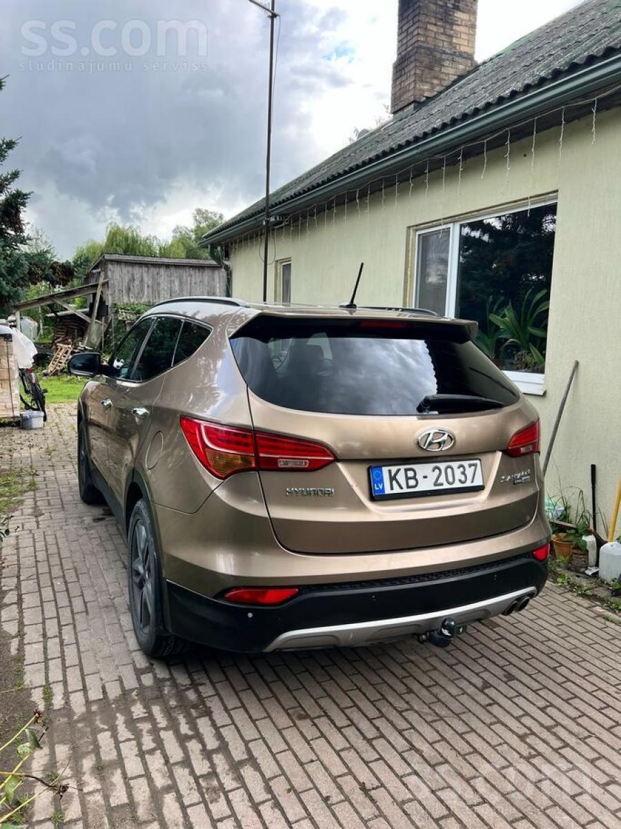 Brūns Hyundai Santa Fe 2015 Jelgava, ar dzinēja tilpumu 2.20 L un nobraukumu 264 tūkst. km par 10400 €, foto 4 vietnē AUTOMOTO.COM.LV