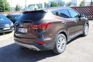 Brūns Hyundai Santa Fe 2016 Liepāja, ar dzinēja tilpumu 2.20 L un nobraukumu 207 tūkst. km par 11200 €, foto 5 vietnē AUTOMOTO.COM.LV