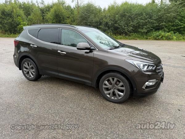 Brūns Hyundai Santa Fe 2016 Tallina, ar dzinēja tilpumu 2.20 L un nobraukumu 180 tūkst. km par 15500 €, foto 3 vietnē AUTOMOTO.COM.LV
