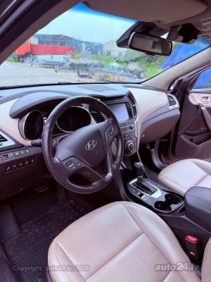 Brūns Hyundai Santa Fe 2016 Tallina, ar dzinēja tilpumu 2.20 L un nobraukumu 180 tūkst. km par 15500 €, foto 8 vietnē AUTOMOTO.COM.LV