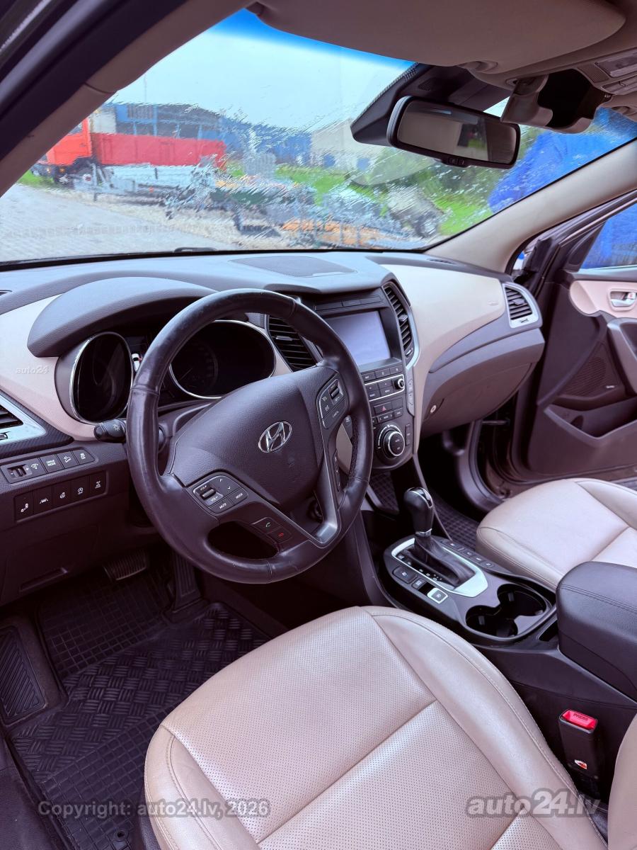 Brūns Hyundai Santa Fe 2016 Tallina, ar dzinēja tilpumu 2.20 L un nobraukumu 180 tūkst. km par 15500 €, foto 8 vietnē AUTOMOTO.COM.LV