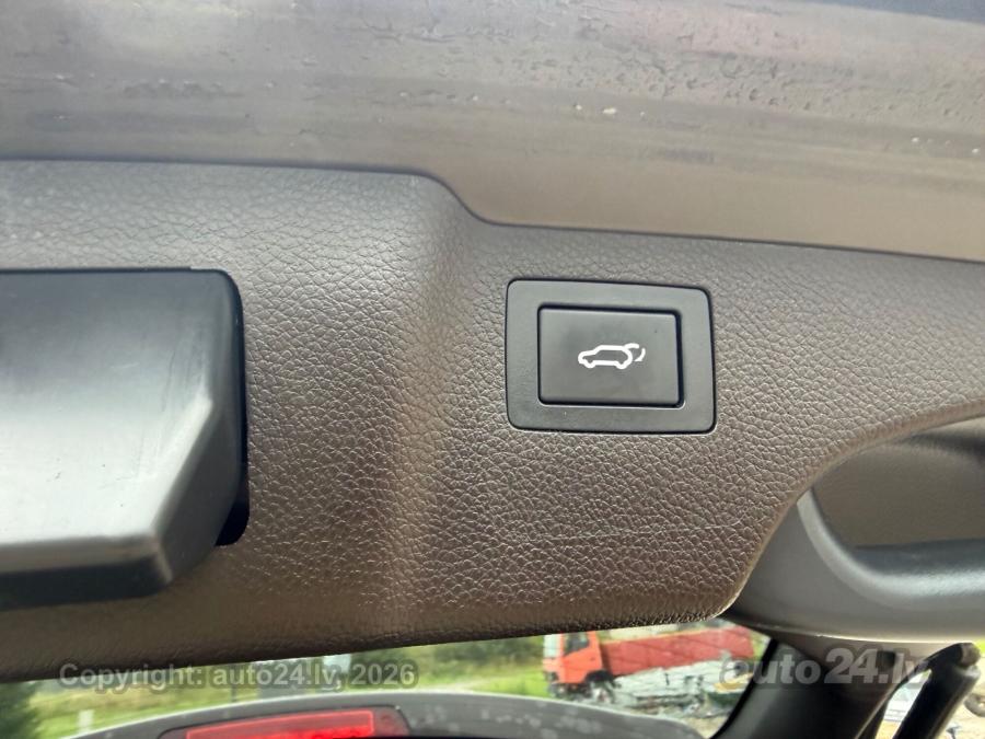 Brūns Hyundai Santa Fe 2016 Tallina, ar dzinēja tilpumu 2.20 L un nobraukumu 180 tūkst. km par 15500 €, foto 11 vietnē AUTOMOTO.COM.LV