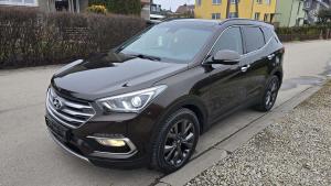 Brown Hyundai Santa Fe 2017 in Marijampole, with an engine capacity of 2.20 L and mileage of 83 thousand km for 15950 €, photo  on AUTOMOTO.COM.LV