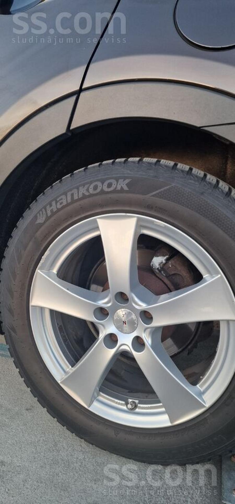 Brūns Hyundai Santa Fe 2017 Rīga, ar dzinēja tilpumu 2.20 L un nobraukumu 311 tūkst. km par 14900 €, foto 9 vietnē AUTOMOTO.COM.LV