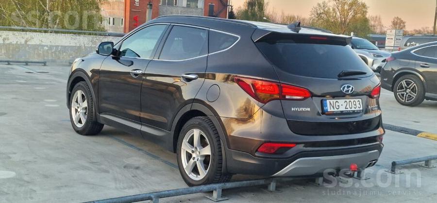 Brūns Hyundai Santa Fe 2017 Rīga, ar dzinēja tilpumu 2.20 L un nobraukumu 311 tūkst. km par 14900 €, foto 11 vietnē AUTOMOTO.COM.LV