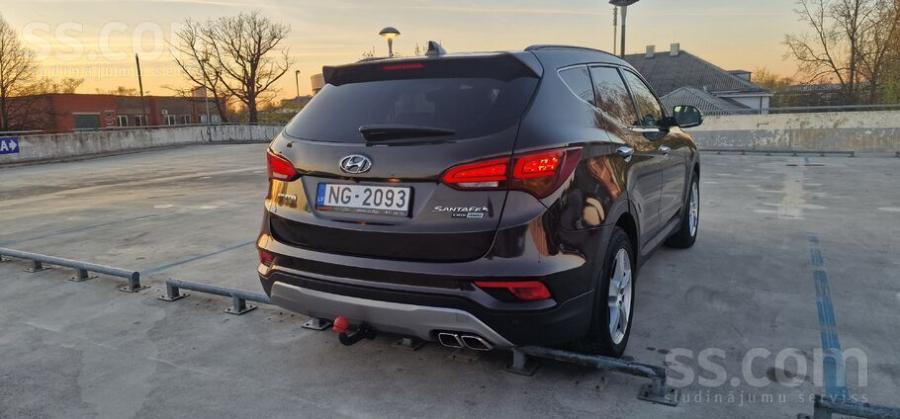 Brūns Hyundai Santa Fe 2017 Rīga, ar dzinēja tilpumu 2.20 L un nobraukumu 311 tūkst. km par 14900 €, foto 12 vietnē AUTOMOTO.COM.LV