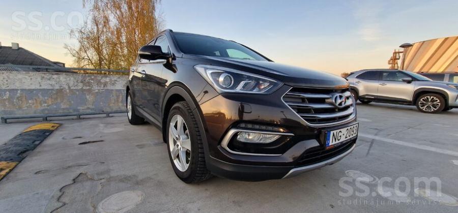 Brūns Hyundai Santa Fe 2017 Rīga, ar dzinēja tilpumu 2.20 L un nobraukumu 311 tūkst. km par 14900 €, foto 16 vietnē AUTOMOTO.COM.LV