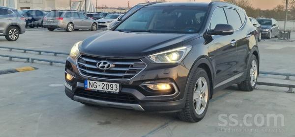Brūns Hyundai Santa Fe 2017 Rīga, ar dzinēja tilpumu 2.20 L un nobraukumu 311 tūkst. km par 12900 €, foto 2 vietnē AUTOMOTO.COM.LV