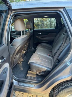 Brūns Hyundai Santa Fe 2019 Rīga, ar dzinēja tilpumu 2.20 L un nobraukumu 120 tūkst. km par 22000 €, foto 7 vietnē AUTOMOTO.COM.LV