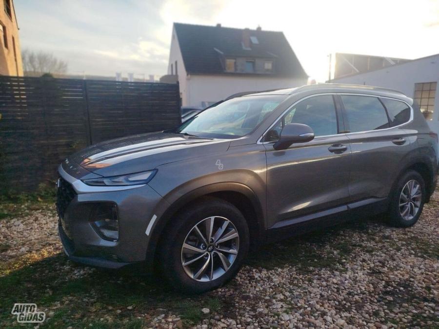 Brūns Hyundai Santa Fe 2020 Kauņa, ar dzinēja tilpumu 2.20 L un nobraukumu 97 tūkst. km par 29506 €, foto 2 vietnē AUTOMOTO.COM.LV