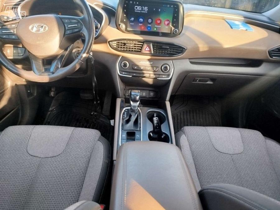 Brūns Hyundai Santa Fe 2020 Kauņa, ar dzinēja tilpumu 2.20 L un nobraukumu 97 tūkst. km par 29506 €, foto 13 vietnē AUTOMOTO.COM.LV