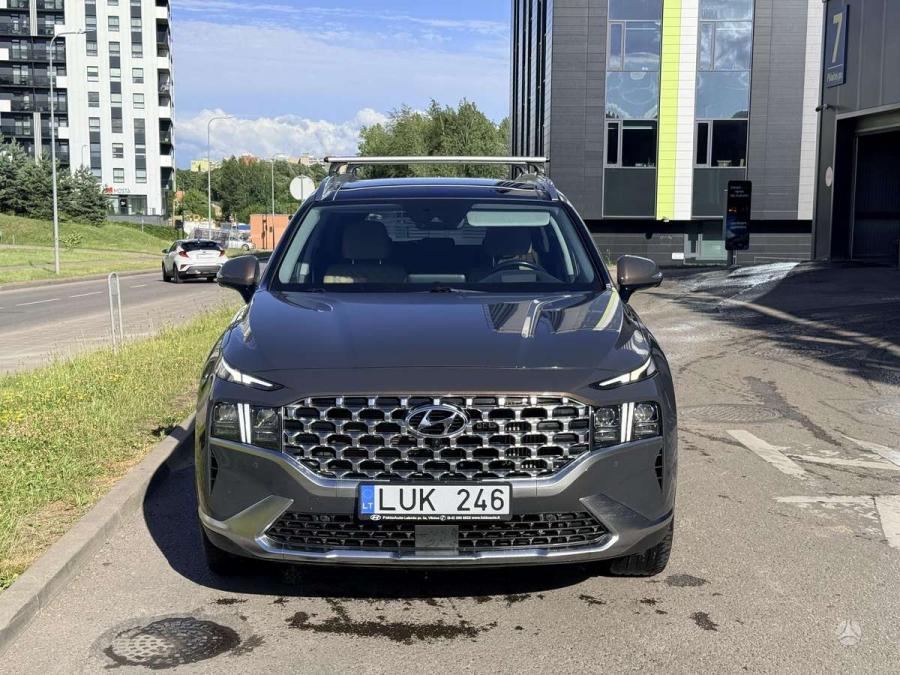 Brūns Hyundai Santa Fe 2021 Viļņa, ar dzinēja tilpumu 1.60 L un nobraukumu 91 tūkst. km par 29900 €, foto 3 vietnē AUTOMOTO.COM.LV