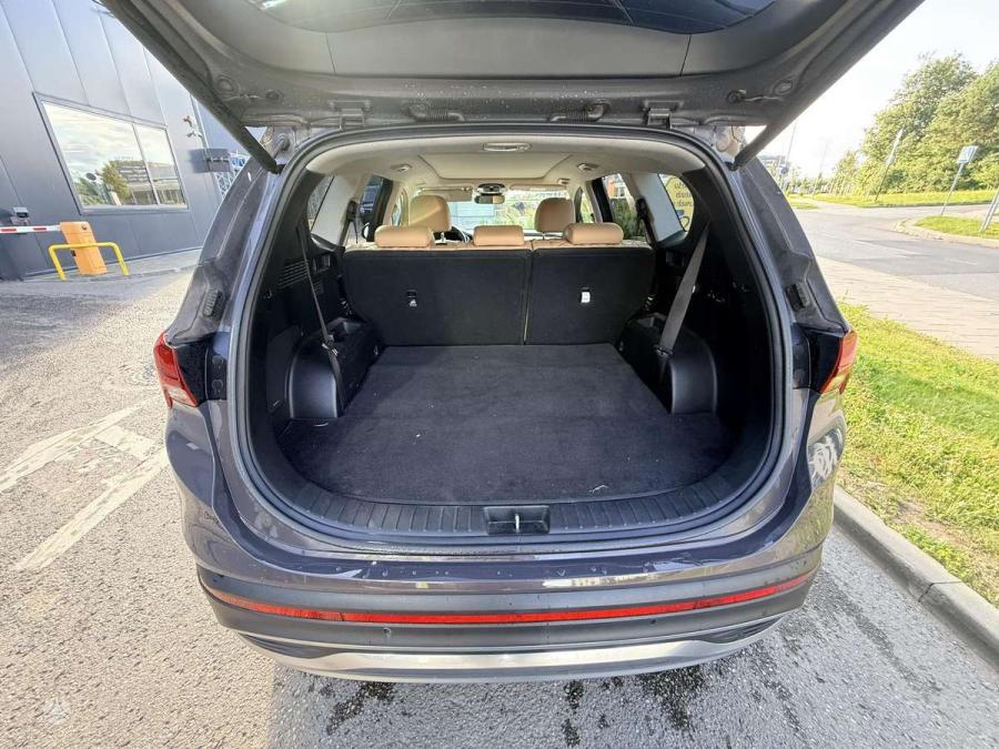 Brūns Hyundai Santa Fe 2021 Viļņa, ar dzinēja tilpumu 1.60 L un nobraukumu 91 tūkst. km par 29900 €, foto 13 vietnē AUTOMOTO.COM.LV