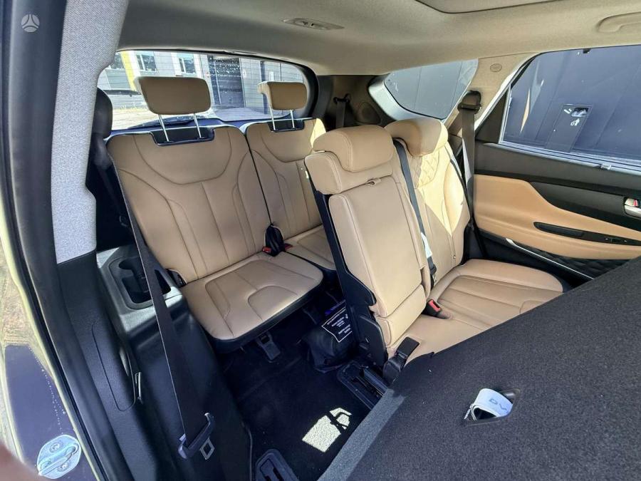 Brūns Hyundai Santa Fe 2021 Viļņa, ar dzinēja tilpumu 1.60 L un nobraukumu 91 tūkst. km par 29900 €, foto 14 vietnē AUTOMOTO.COM.LV