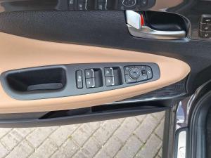 Brūns Hyundai Santa Fe 2021 Viļņa, ar dzinēja tilpumu 1.60 L un nobraukumu 92 tūkst. km par 29900 €, foto 14 vietnē AUTOMOTO.COM.LV