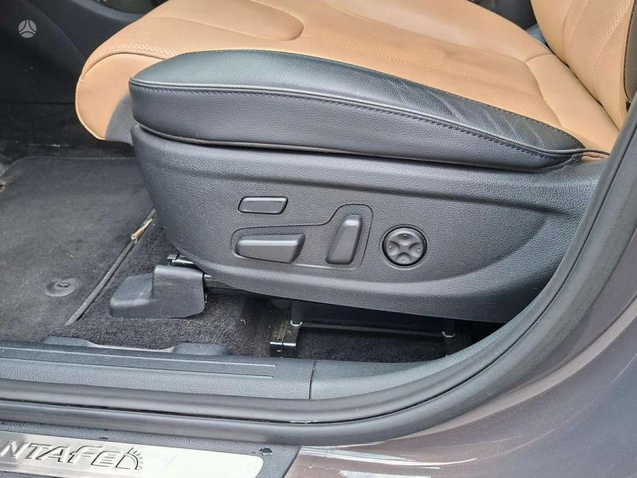 Brūns Hyundai Santa Fe 2021 Viļņa, ar dzinēja tilpumu 1.60 L un nobraukumu 92 tūkst. km par 29900 €, foto 17 vietnē AUTOMOTO.COM.LV